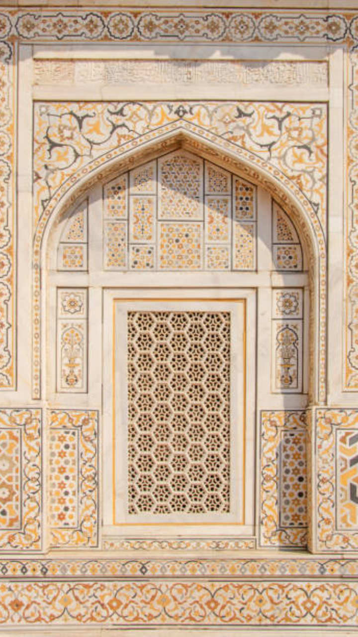 Why Taj Mahal Door Is Closed - Infoupdate.org