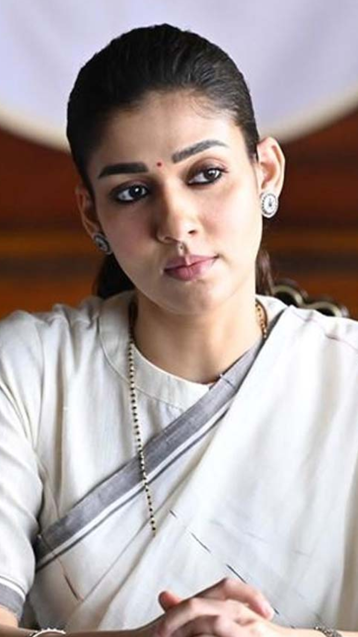 Nayanthara In Half Saree In Raja Rani