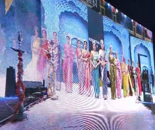 Miss India queens reunite as they walk the ramp for the fashion show in ...