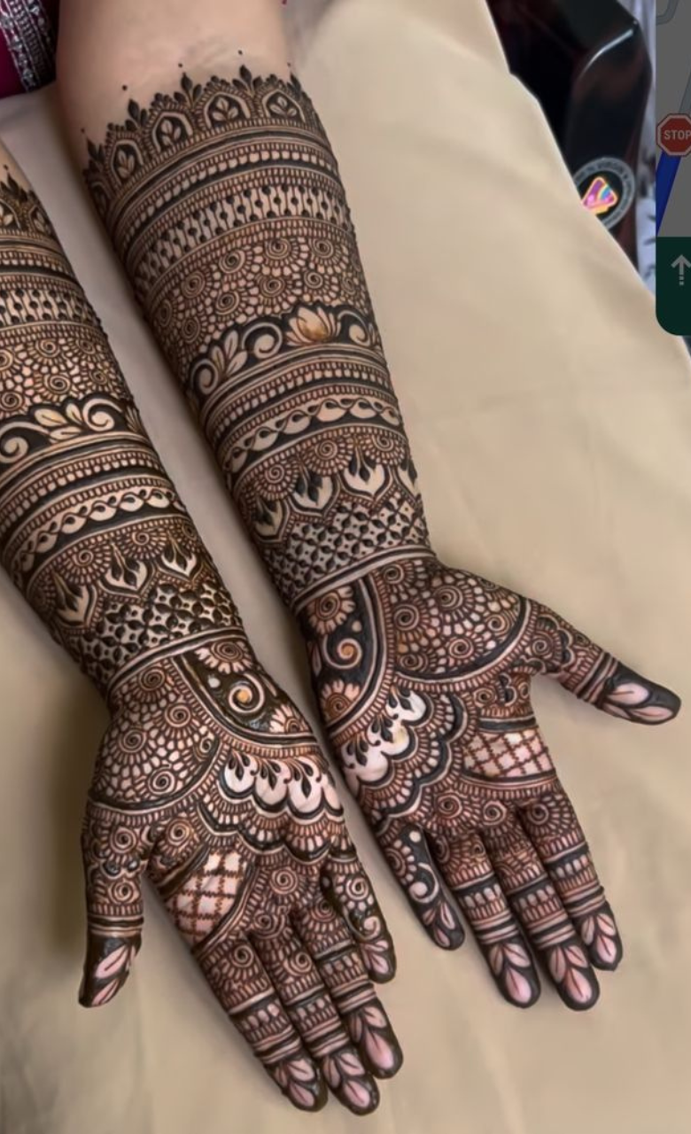 Wedding guest henna designs | Beachweddingtips.com