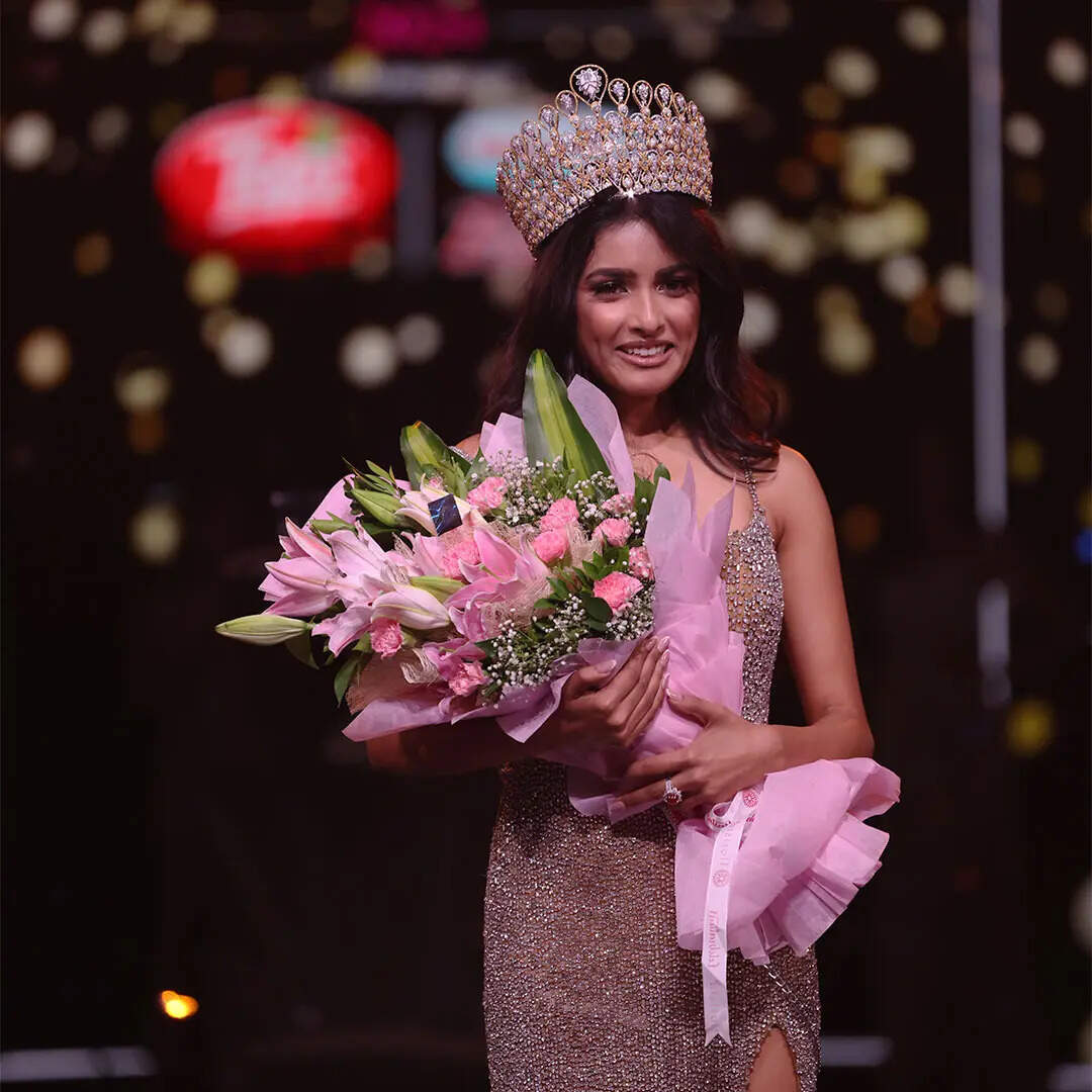 Narayan Jewellers shines as the official crown and jewels partner of ...