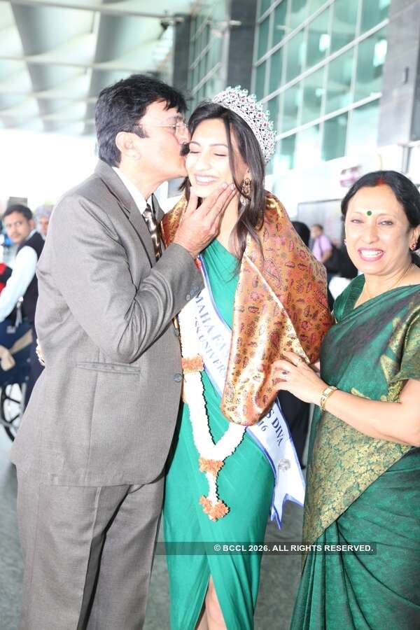 Miss Diva 2016 Roshmitha Harimurthy's homecoming