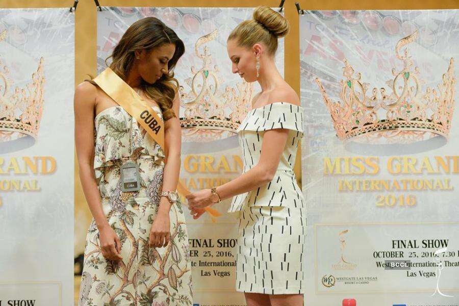 Miss Grand International 2016 : Self Introduction and Sash Presentation ...