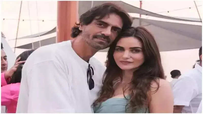 Arjun Rampal’s partner Gabriella Demetriades hits back at a netizen’s ...