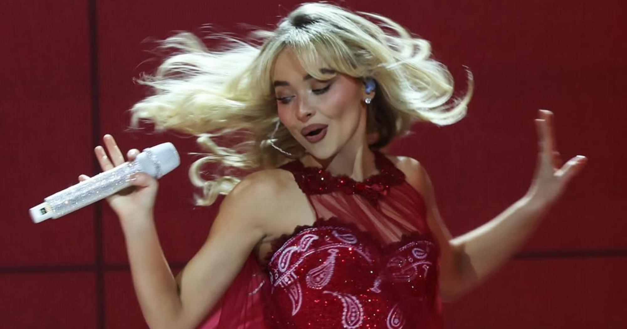 Sabrina Carpenter returns to acting with an Alice in Wonderland musical