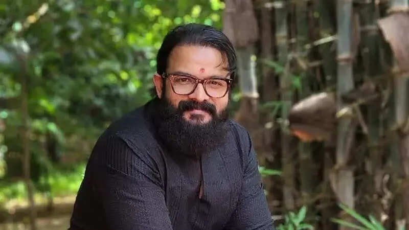 Eesho trailer: Jayasurya and Nadirshahs next looks like a promising ...