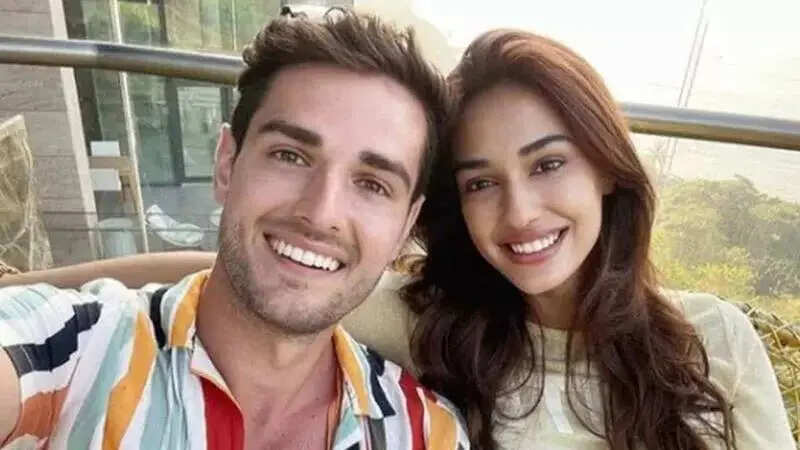 Netizens react as Disha Patani posts fun video with rumoured boyfriend ...