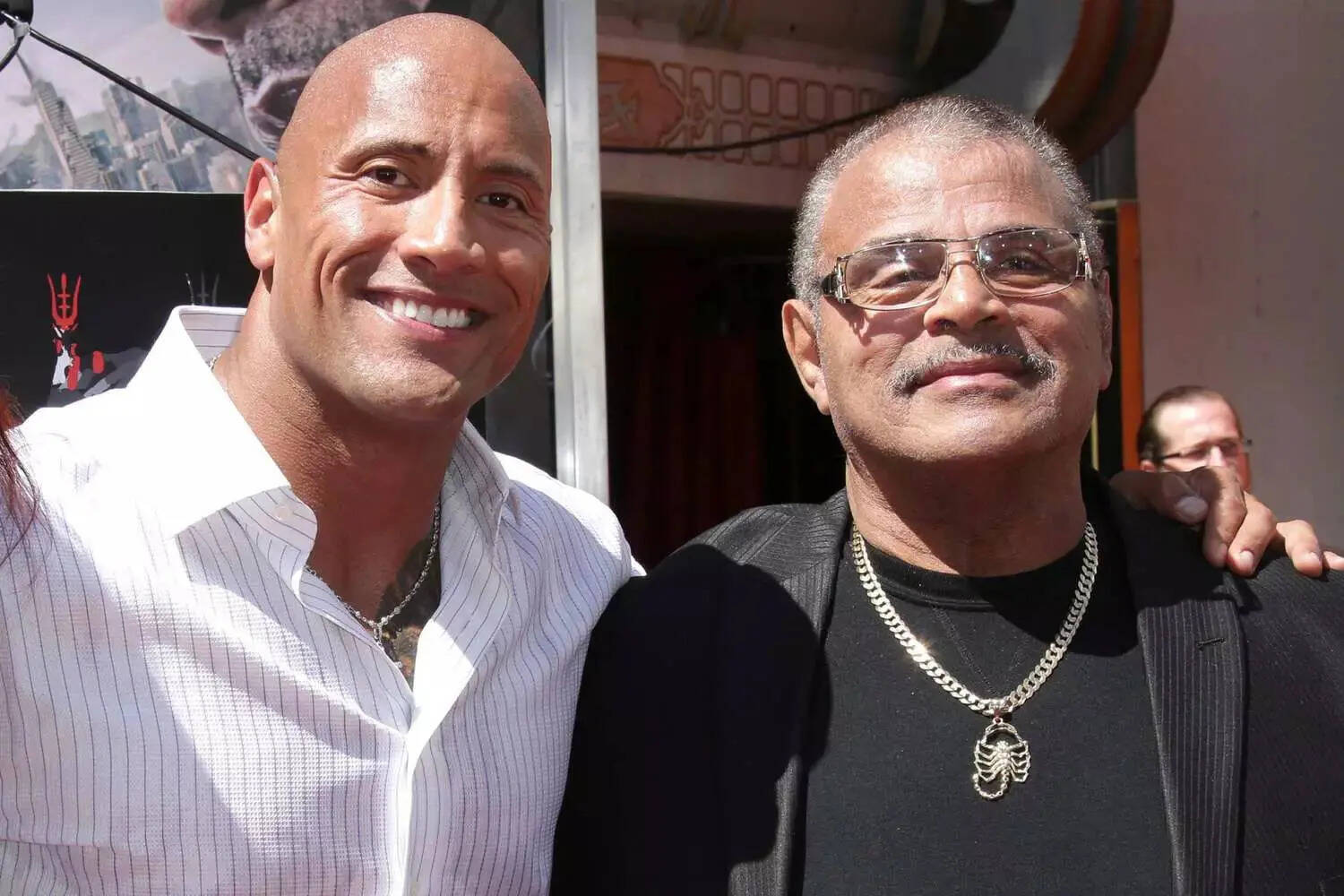 Dwayne Johnson pays a hearty tribute to his father on death anniversary