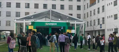Garnier Booth: Mixing beauty with science and art