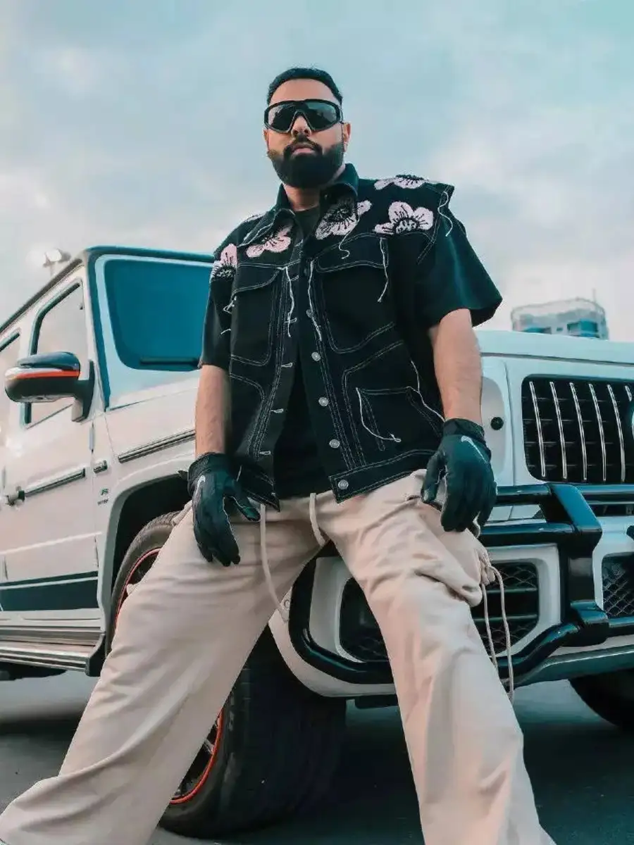 10 Indian rappers and their educational qualifications