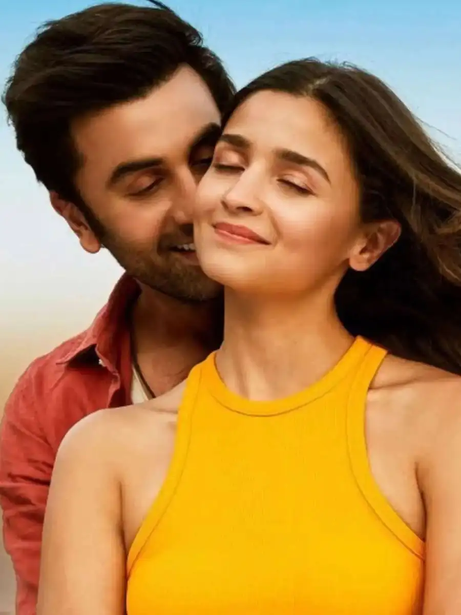 15 Hindi songs every Gen-Z will fall in love with!