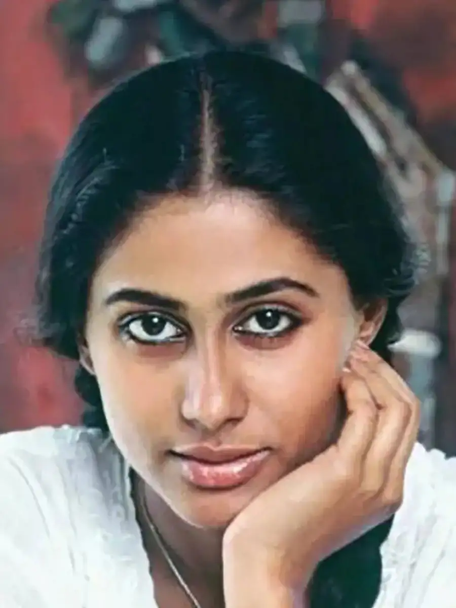 8 Hits songs of Smita Patil