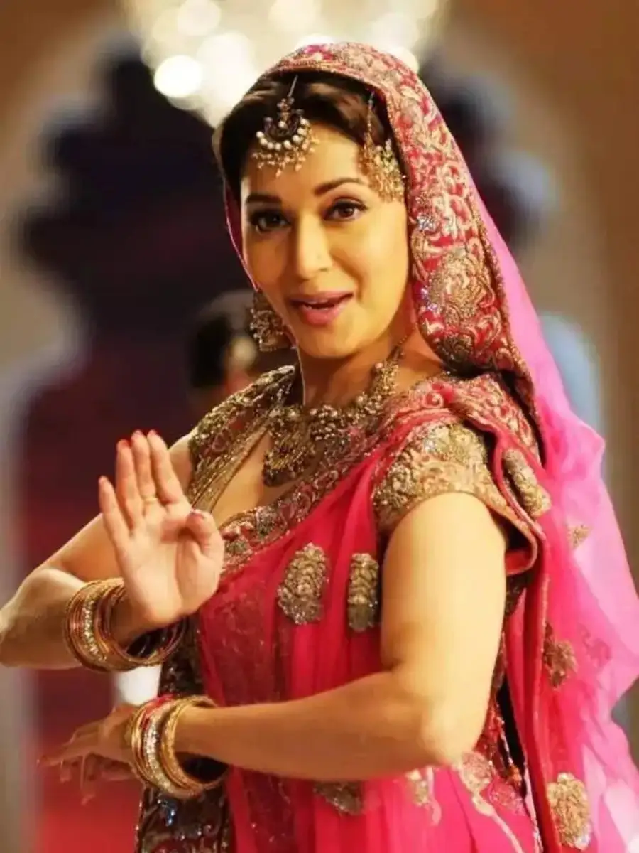 Madhuri Dixit's iconic songs!