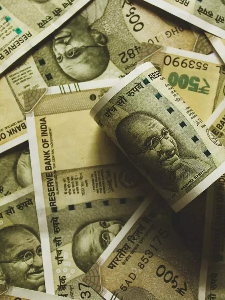 Here are 4 banks offering fixed deposits with an attractive interest ...