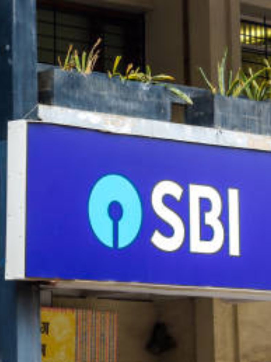 SBI ग्राहकों को 1 कॉल करते ही मिल जाएगा पूरा बैंक स्टेटमेंट, जानें ...