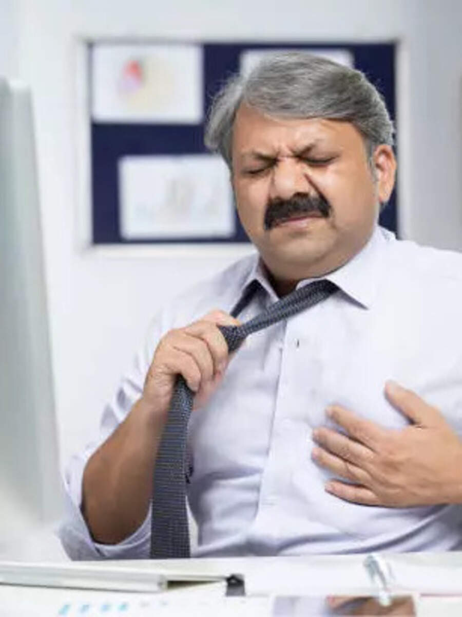 Does It Hurt When You Breathe? Pain In THESE Two Body Parts Could Hint At Lung Cancer | Times Now