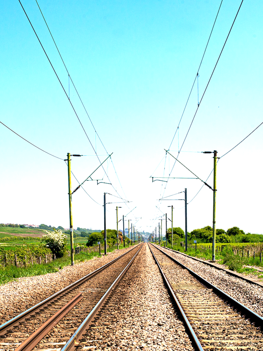 Railway ट्रैक और Rail लाइन दोनों एक ही नहीं होते, जान लें अंतर | Times ...