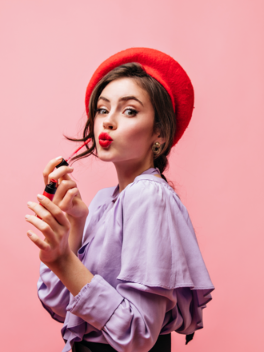 7 Different Ways To Use A Lipstick Every Die-Hard Makeup Fan Should ...