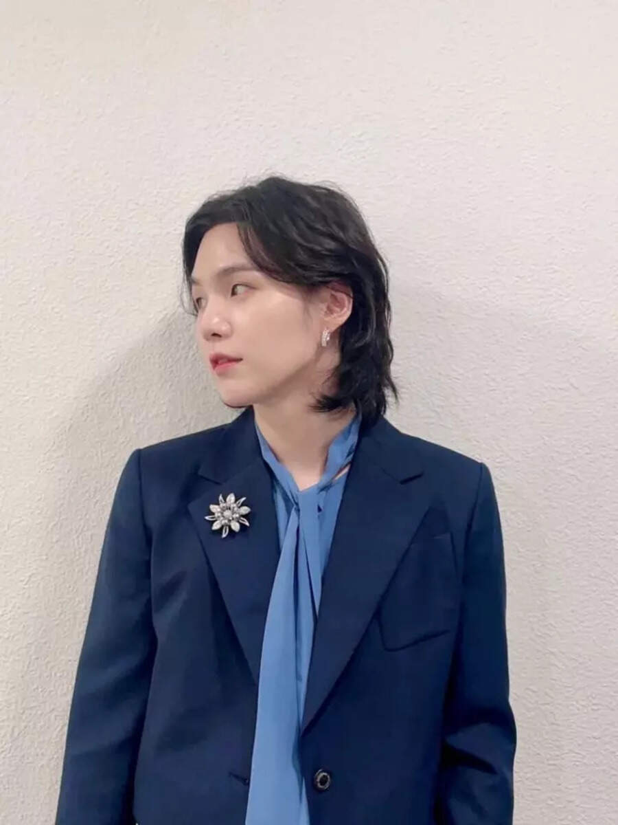 BTS' Suga Knows How To Party Right. His Fits Are All Things Glam | Zoom TV