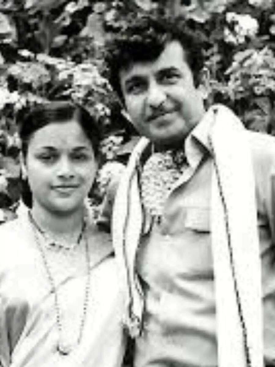 Famous Marathi actress Seema Dev and her memories - Seema Deo Passes ...