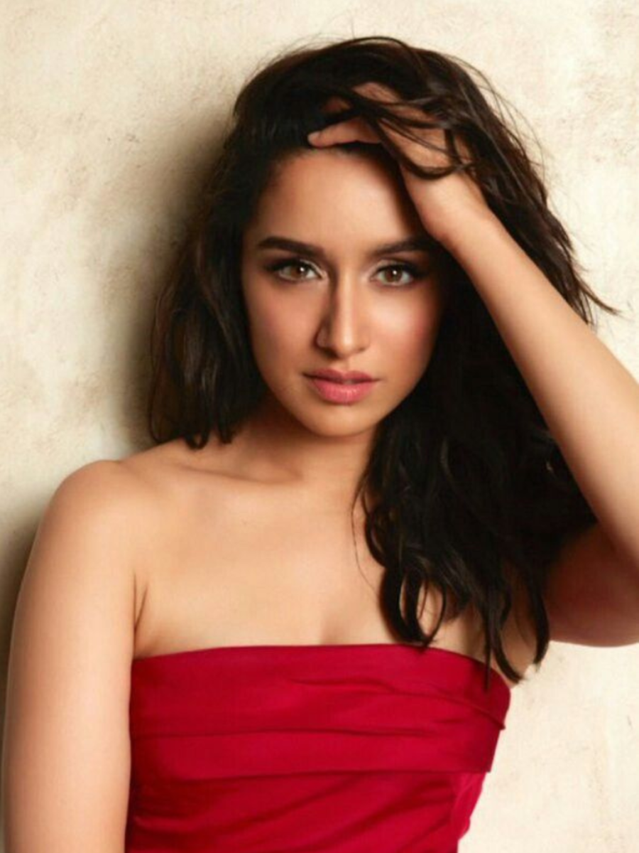 How To Dress Like A Celebrity In Red | Times Now