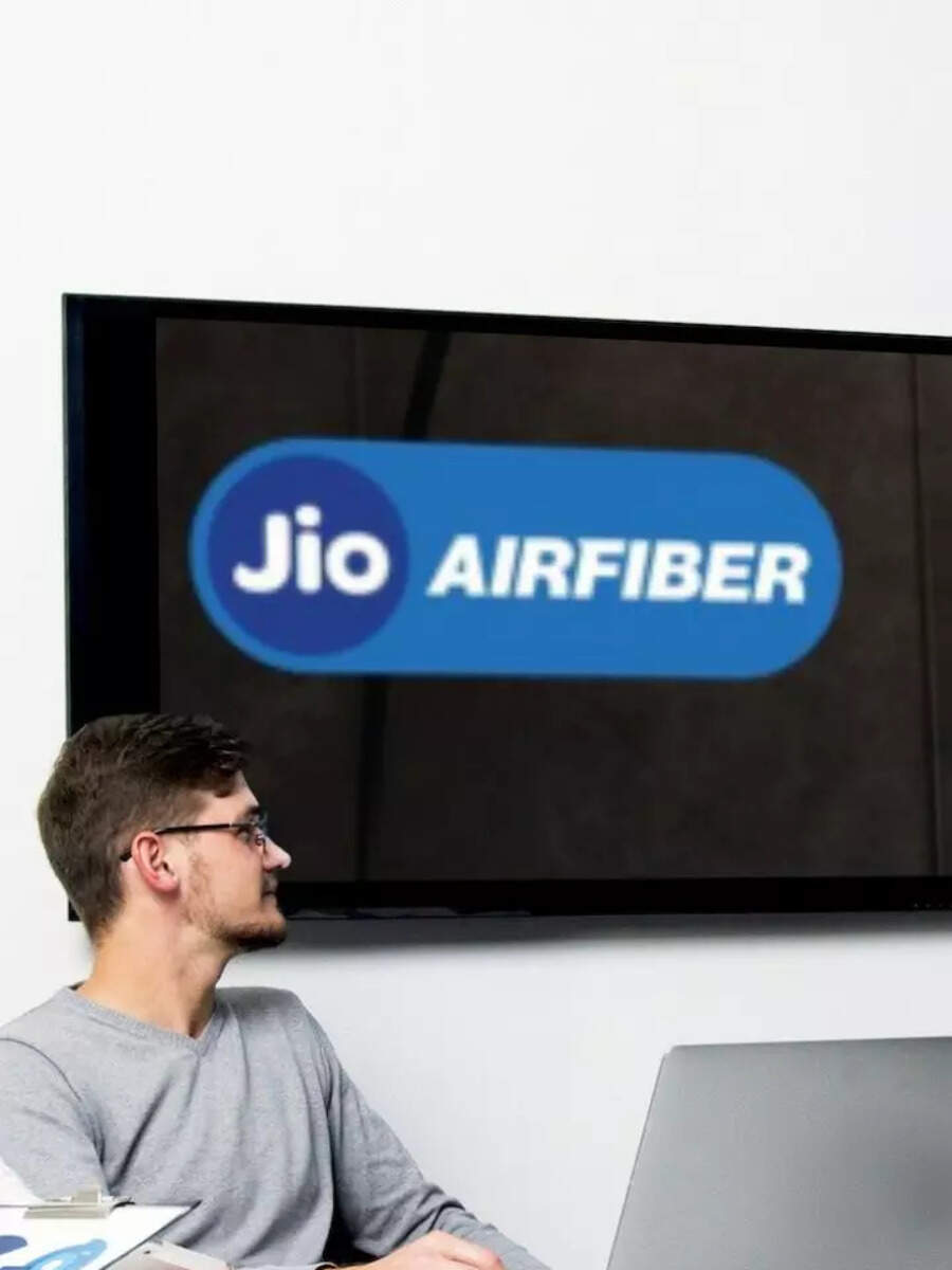 Jio AirFiber vs Jio Fiber: Price, Features, Speed – Check 5 key ...