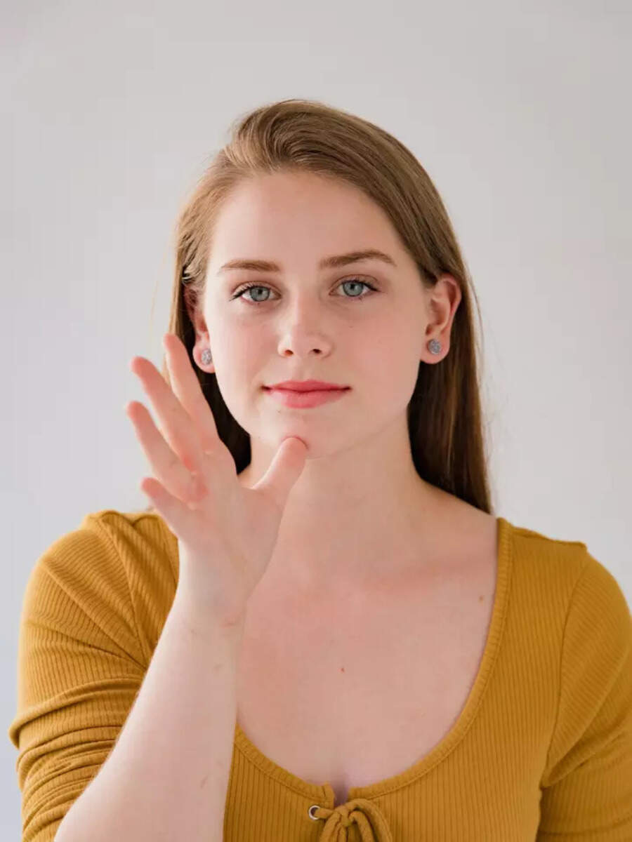 10 Common English Filler Words To Use | Zoom TV