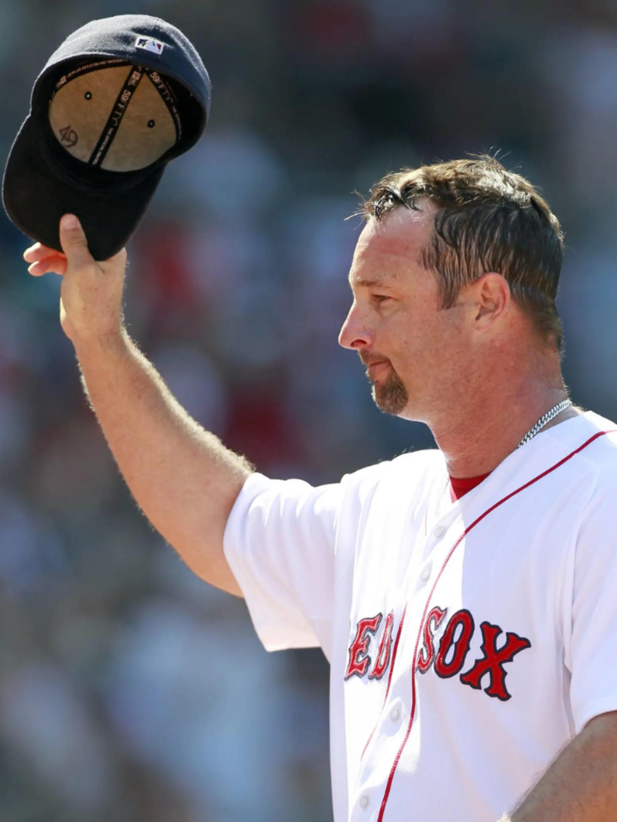 Tim Wakefield's Career, Age, Net Worth, Family And Other Details ...