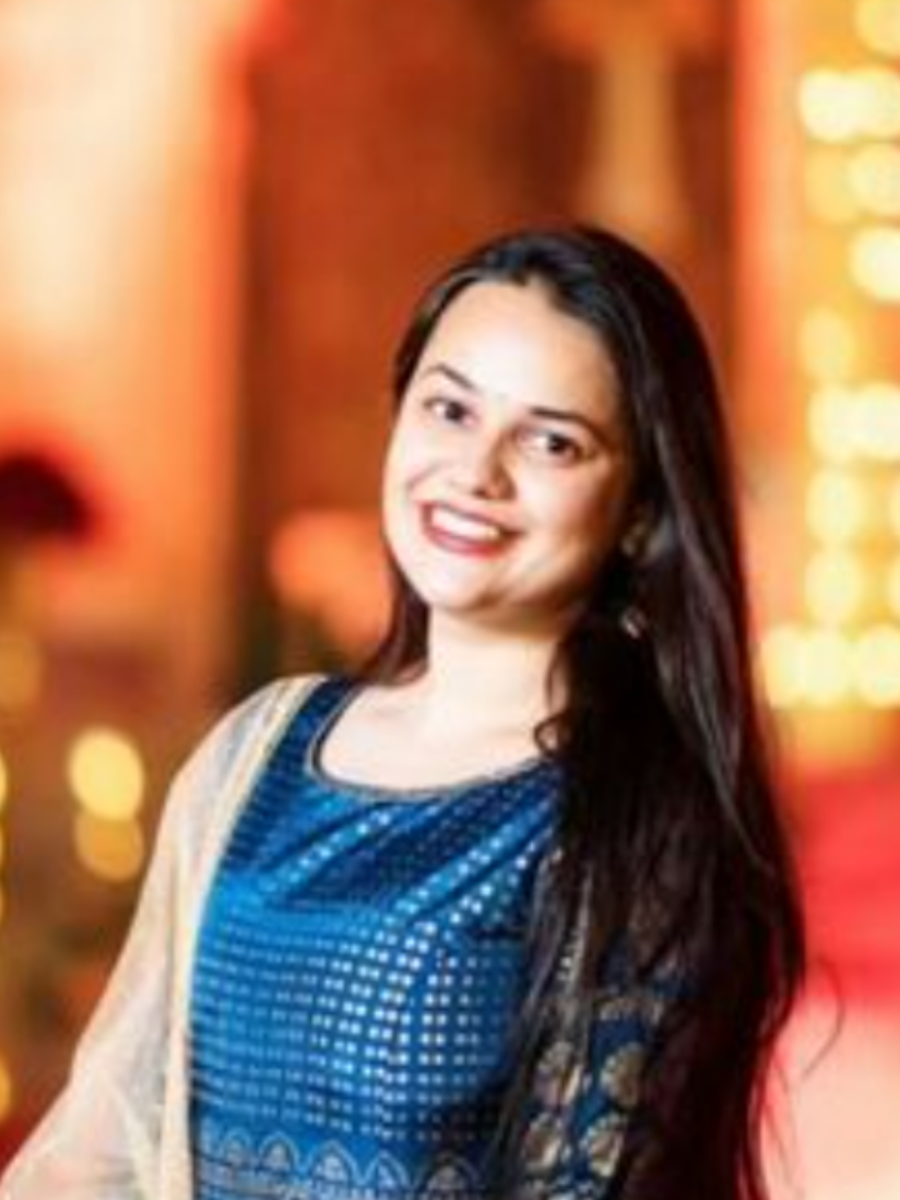 IAS Tina Dabi Salary: Check Grade Wise IAS Officer's Salary in India ...