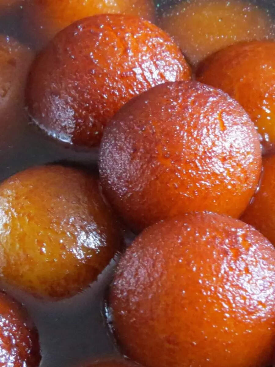 Delhi's Ultimate 9-Course Meal Itinerary for A Street Food Journey ...