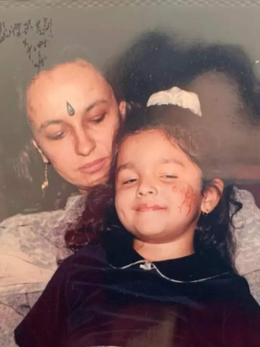 Soni Razdan And Alia Bhatt's Best Mother-Daughter Moments | Times Now