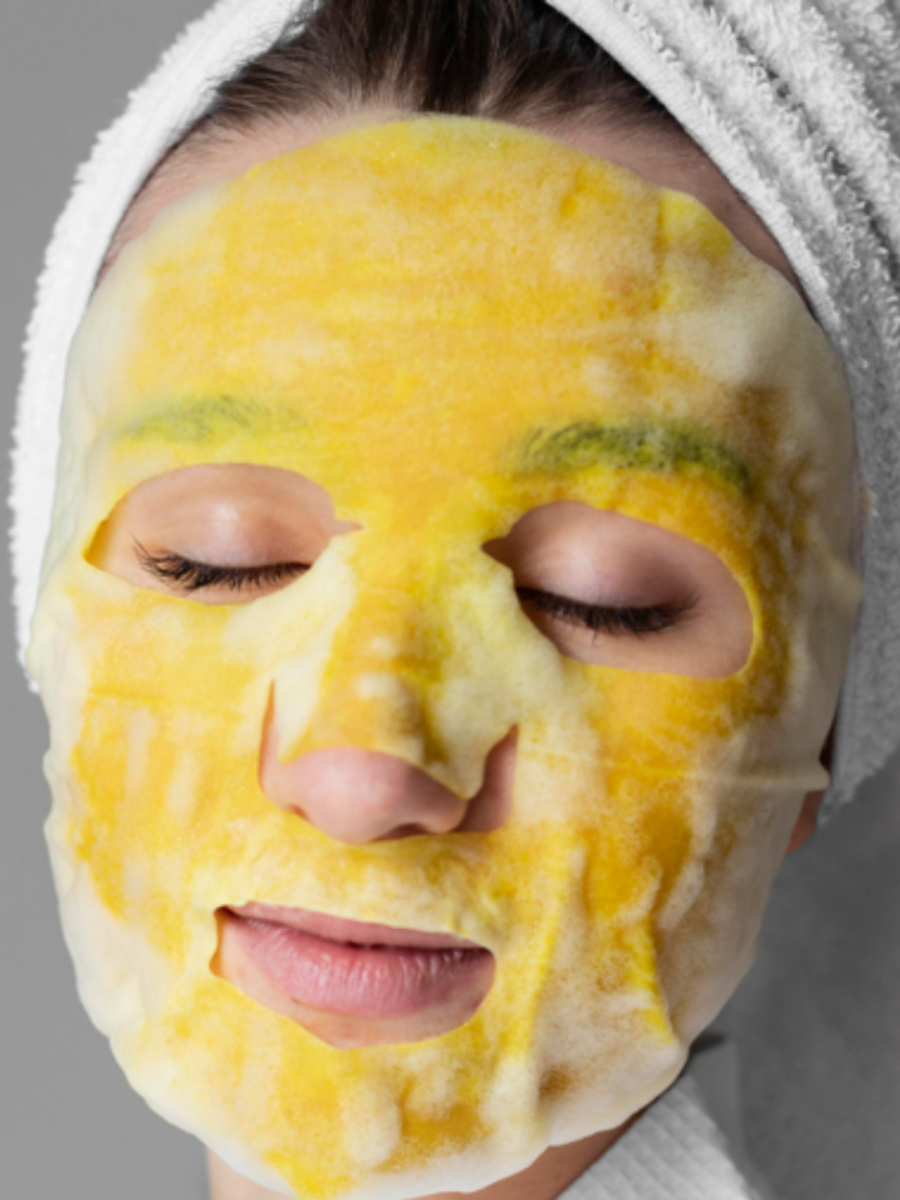 8 Ways To Use Besan For Different Skin Problems | Times Now