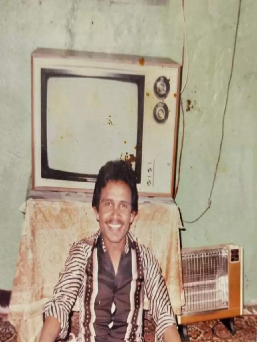 First technician then Film actor and now movie critic now RECOGNISE ...