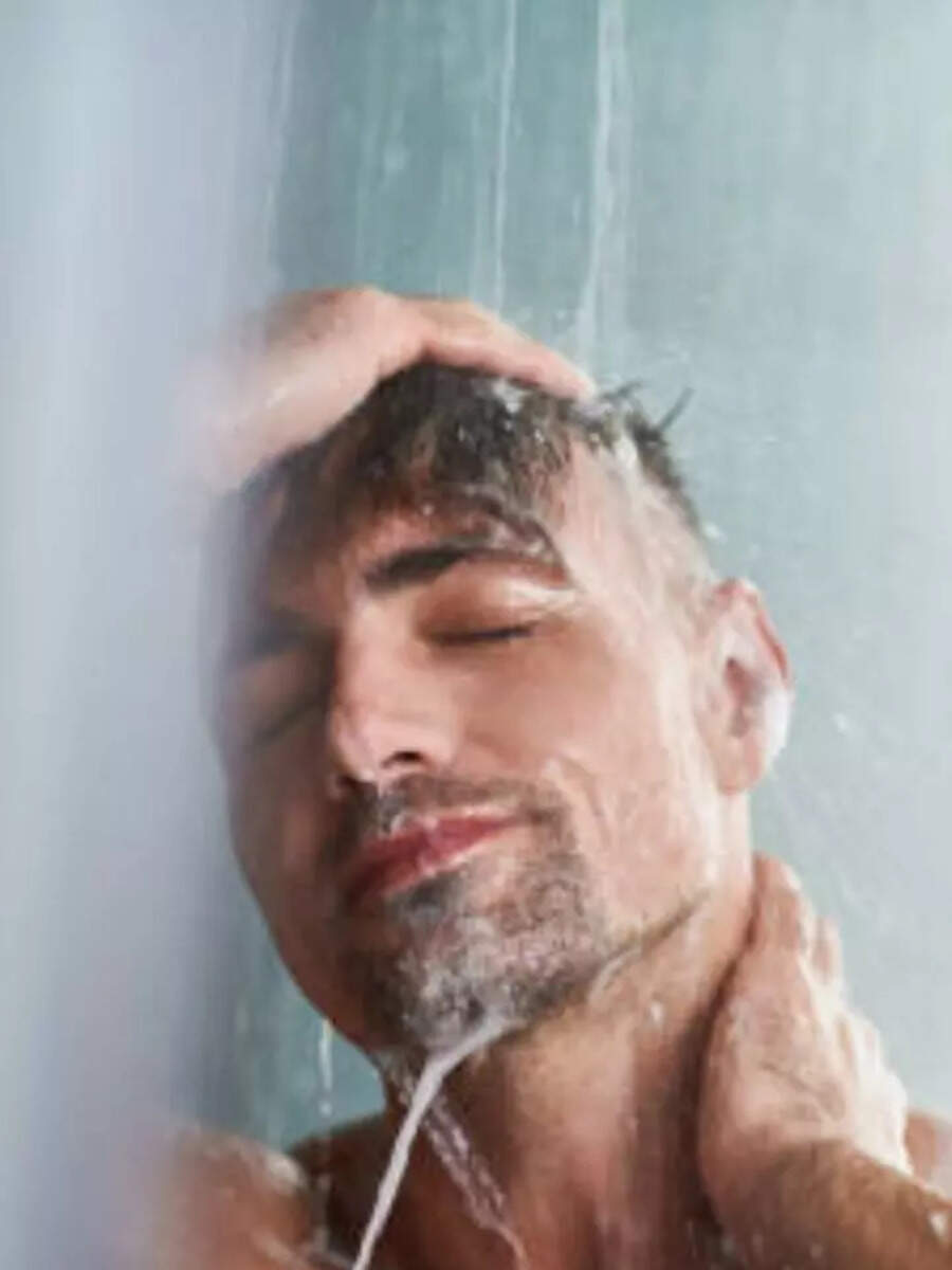benefits of bathing with cold water in winters | Times Now Navbharat