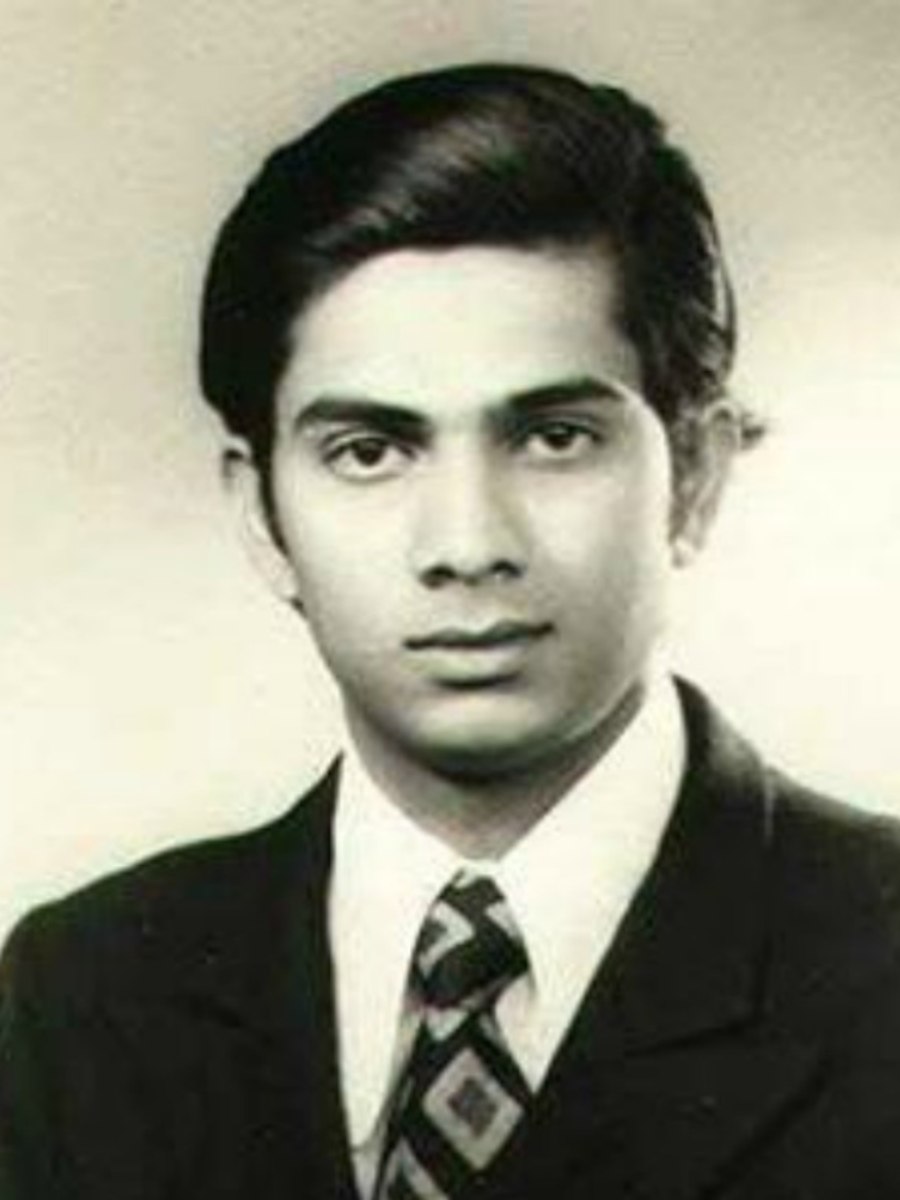 This IAS Officer is India's Most Educated Man, Check Education ...