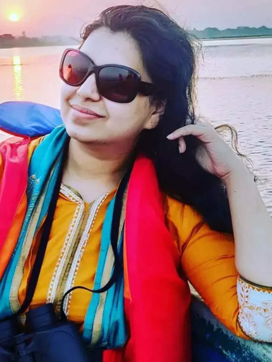 IAS Success Story Divya Mittal Qualify upsc without coaching - पति से ...