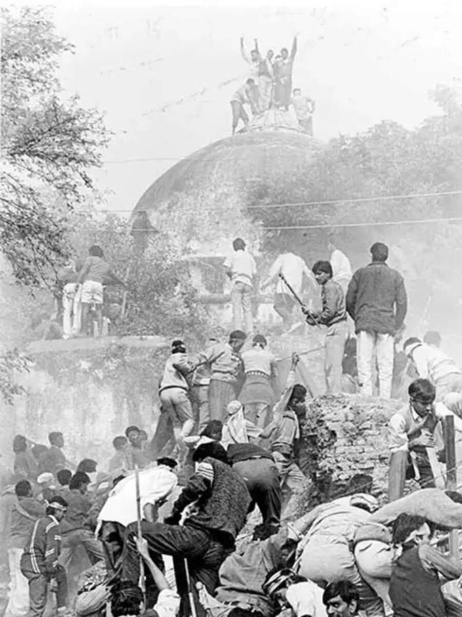 'कार सेवक' म्हणजे काय? राम मंदिराशी फार जुना संबंध - What is 'Car Sevak ...