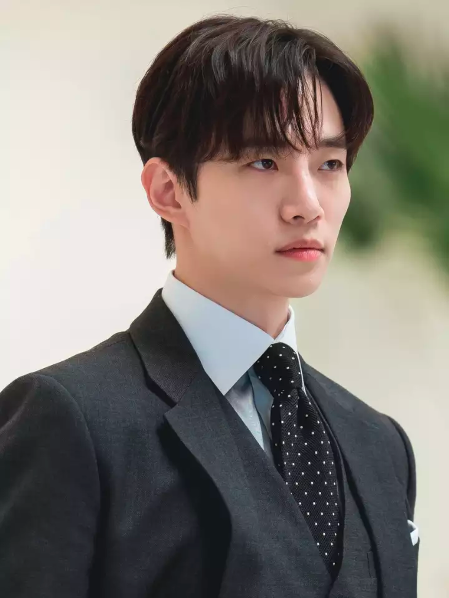 King The Land To Wok Of Love: 10 Must Watch K-Dramas Of Birthday Boy ...