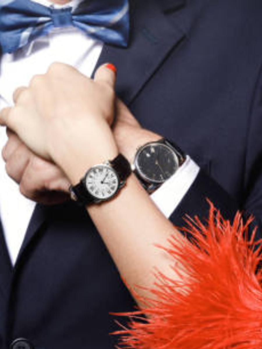 7 Best Watches Under 10k to Gift Your Partner On Valentine's Day ...