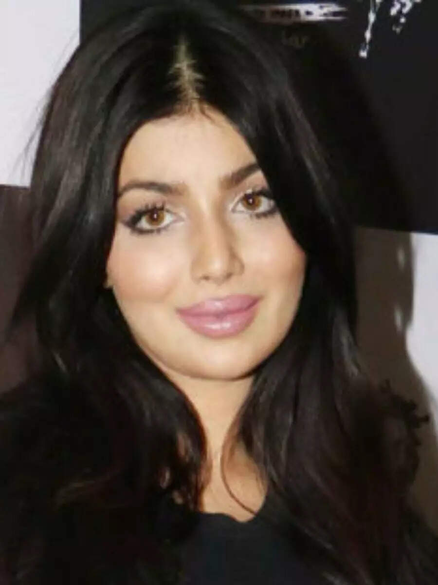 Ayesha Takia Then-And-Now Pictures Will Leave You In SHOCK | Zoom TV