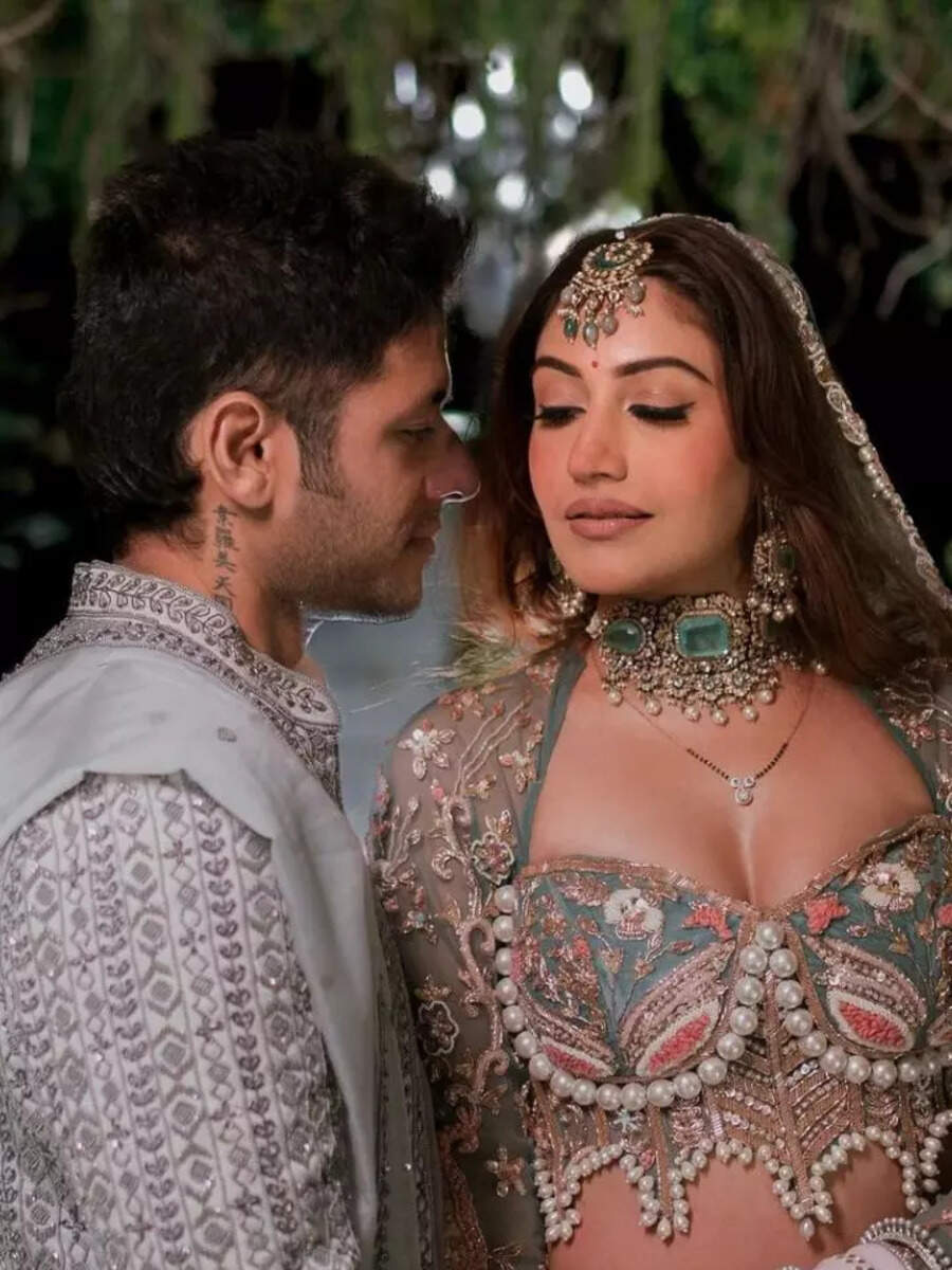 Surbhi Chandna Exudes Elegance In Dreamy Wedding Lehenga, Karan Singh Look Dapper | Zoom TV