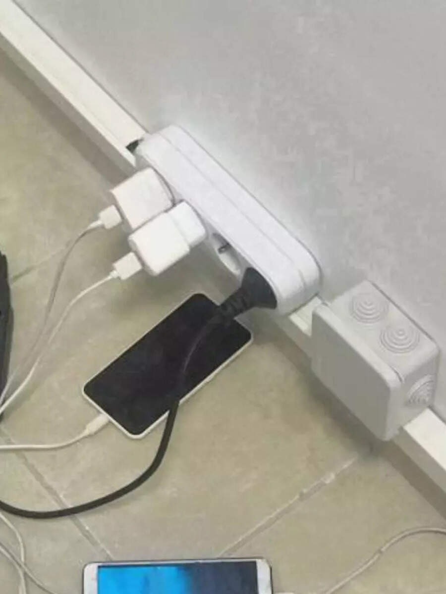 Do You Know How Much Electricity Phone Consumes | Times Now Navbharat