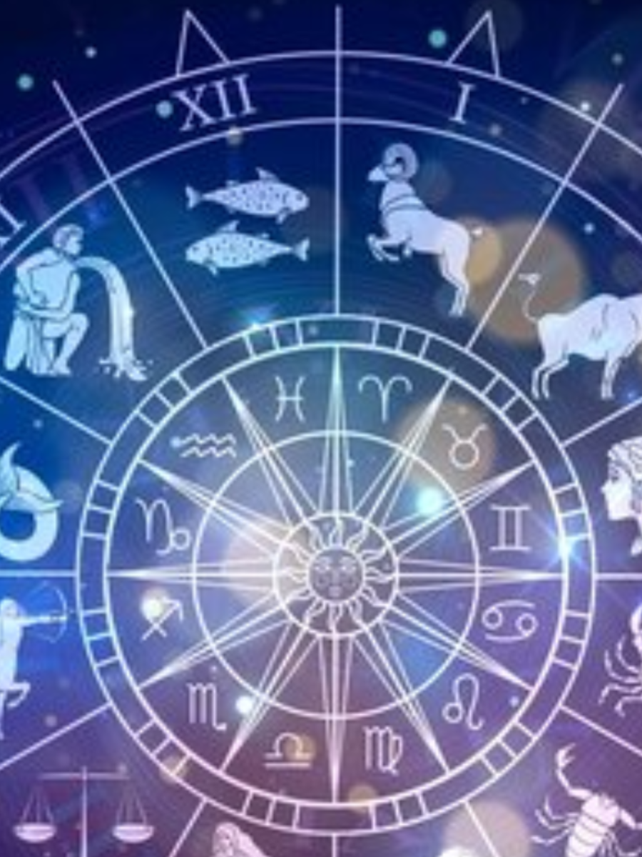 Name Astrology: People of this letter are of fickle nature, know what ...