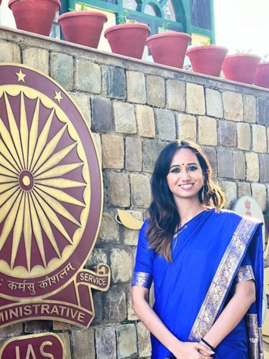 IAS Krati Raj Biography, Education, Current Posting & More | Times Now