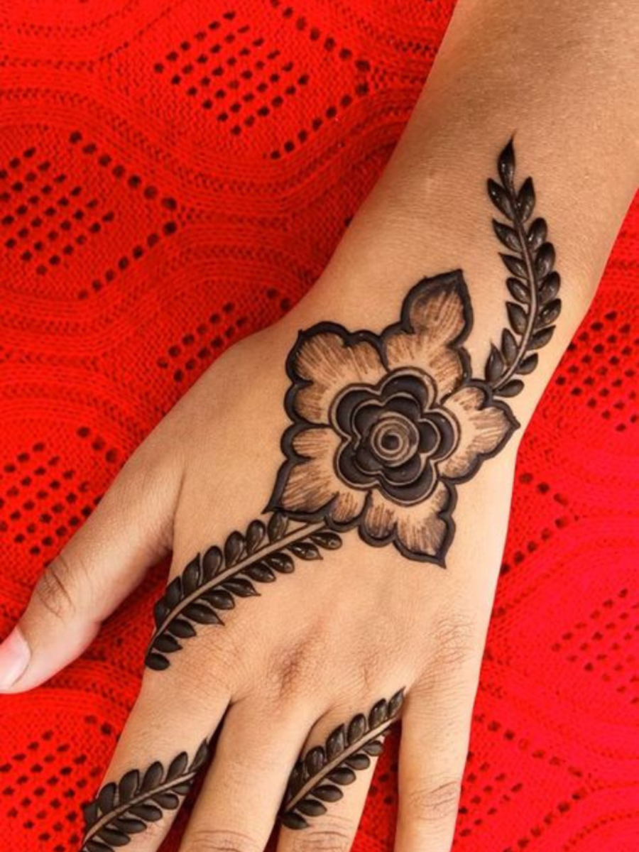Easy Mehndi Designs For Working Girlies | Times Now