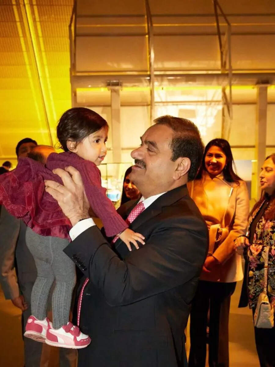 Gautam Adani Granddaughter Name, Gautam Adani Daughter, Jeet Adani Wife ...