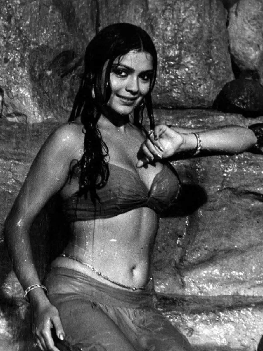 8 Zeenat Aman Films To Watch | Times Now