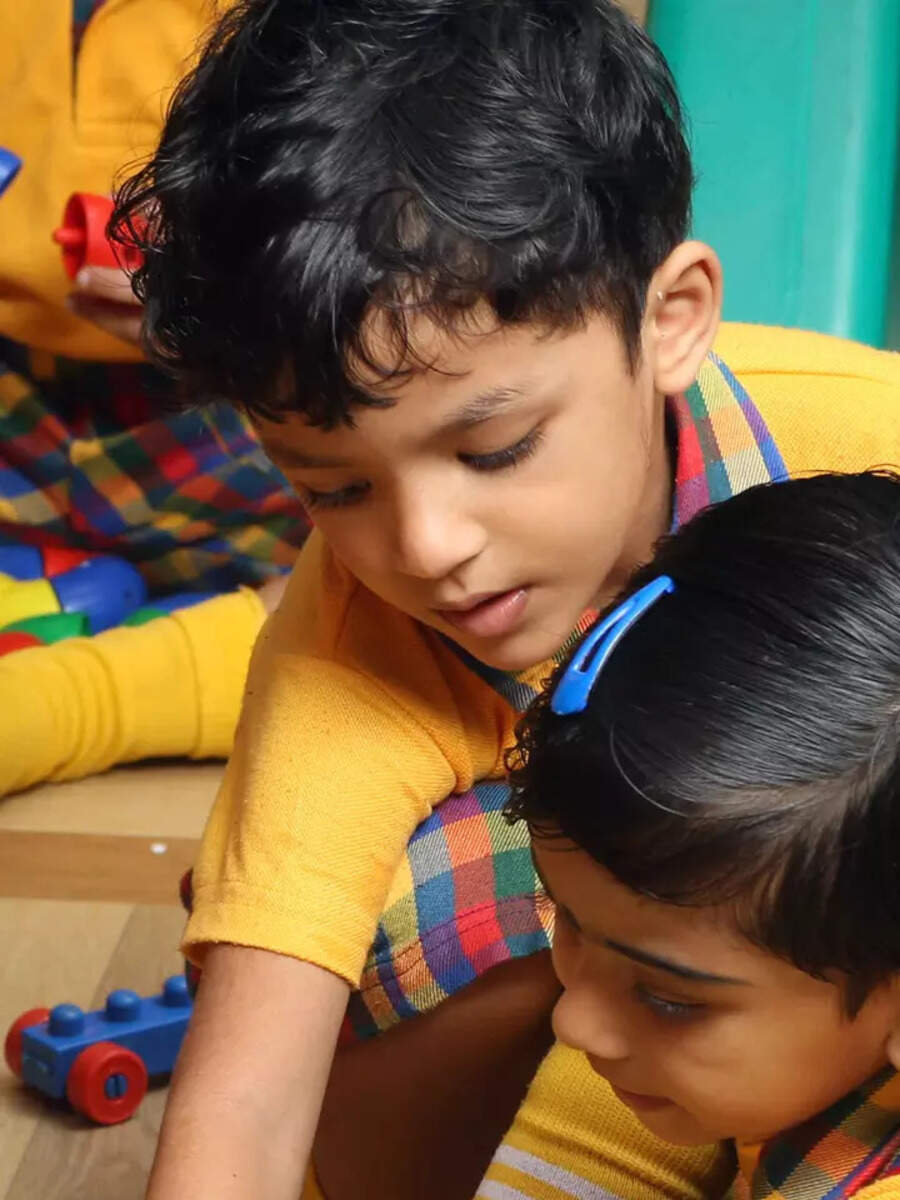 Most Expensive School in Varanasi DPS, Sunbeam school, The Aryan ...