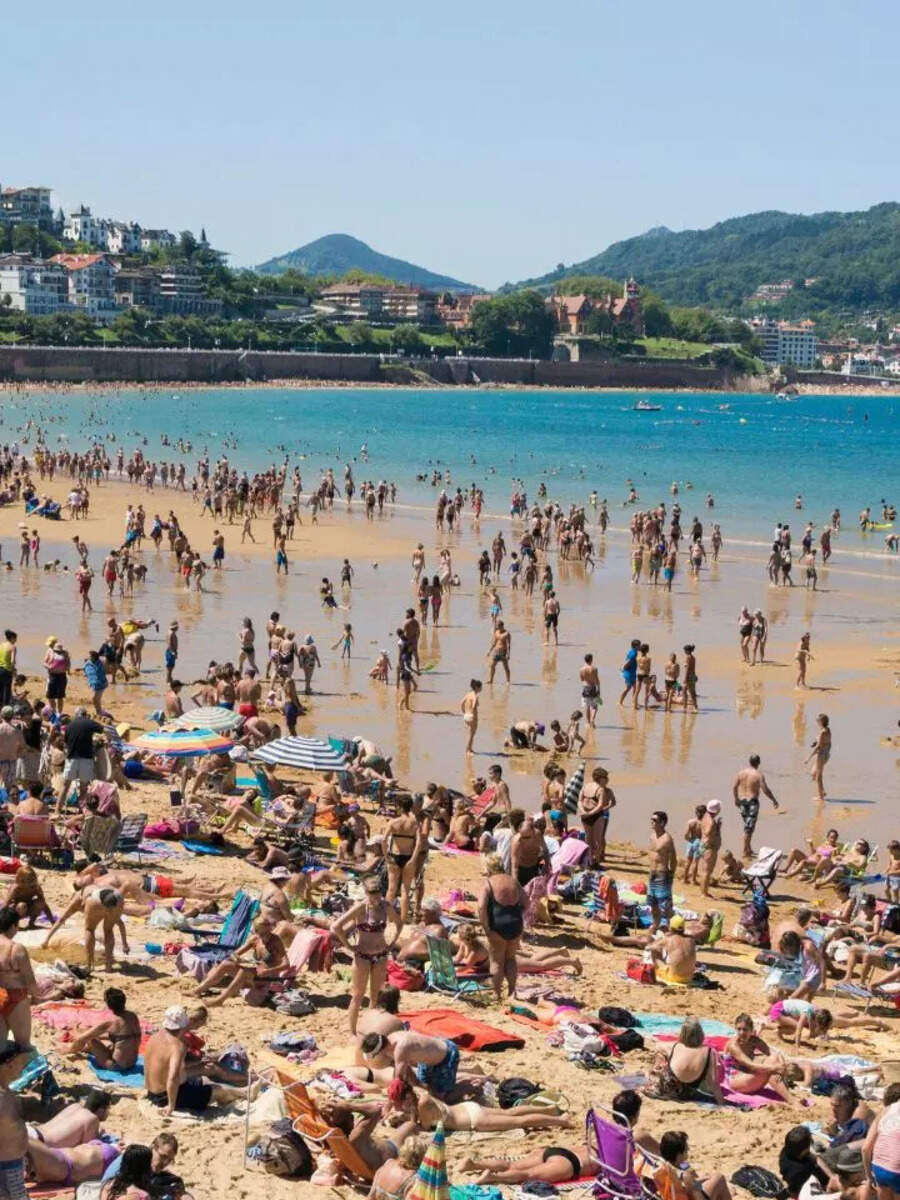 These Are The Most Overcrowded Tourist Destinations In The World ...