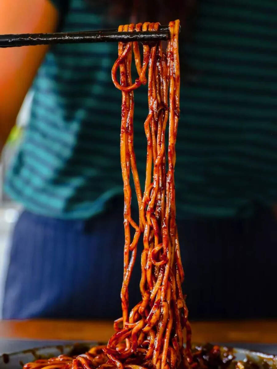 Love Korean Buldak Noodles? Here's How To Make A Veg Version At Home ...